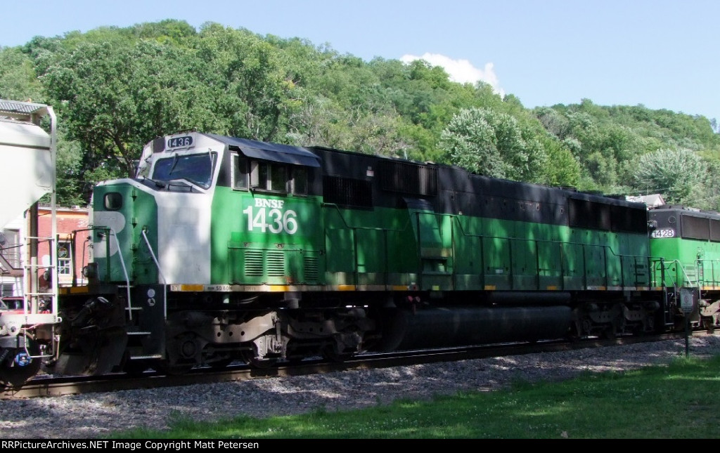BNSF 1436